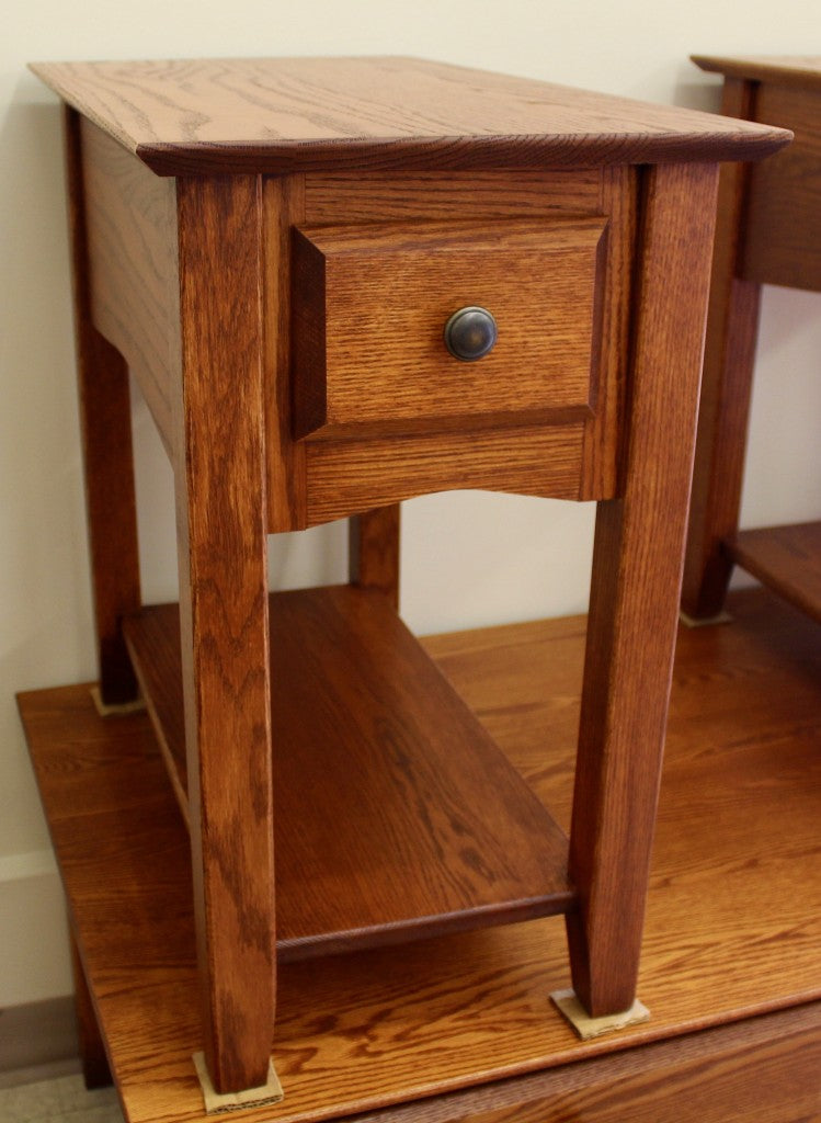 Danville Chair Side Table – Amish Traditions