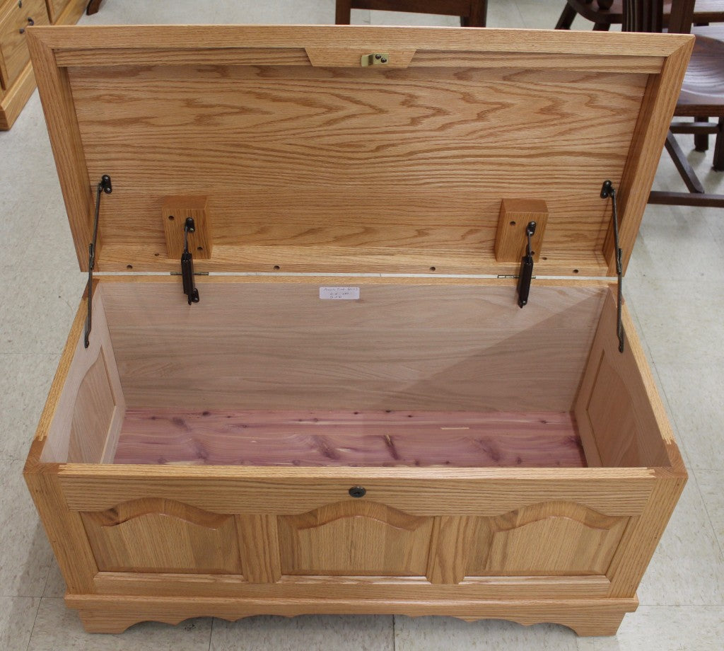 Small Cathedral Raised Panel Blanket Chest - Amish Traditions
