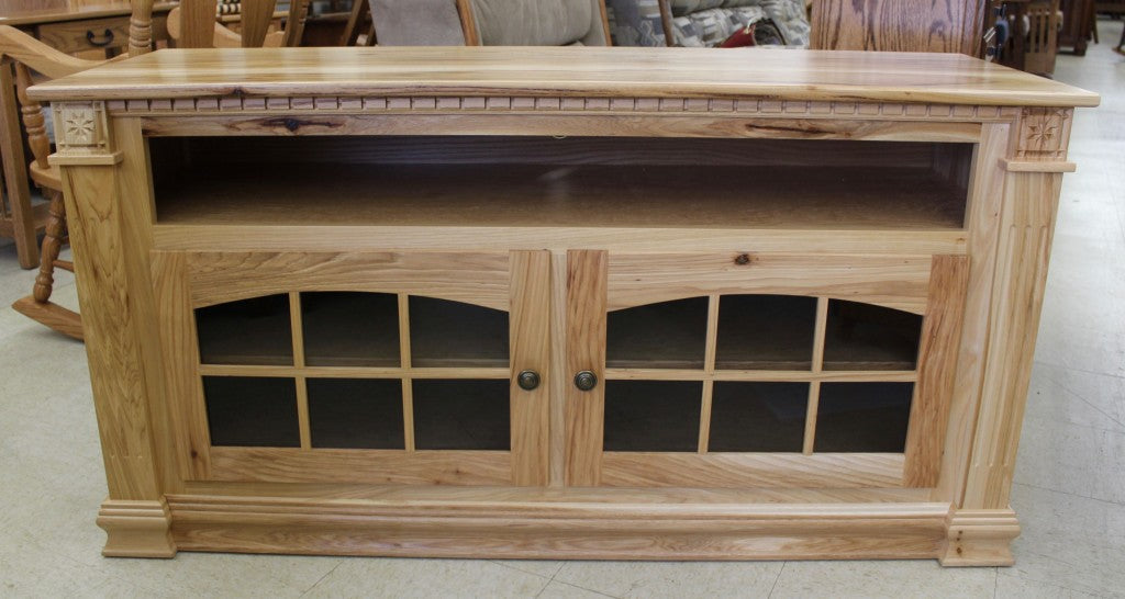 Deluxe 56 Tv Stand With Open Vcr In Rustic Hickory - Amish Traditions